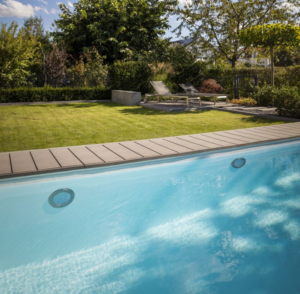 Capena Swimmingpools - Individuelle Pooldesigns nach Maß - Capena ...